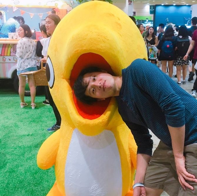 Calvin at Hilokal.com